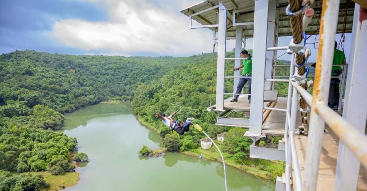Bicholim: Bungy-springavontuur in Goa | GetYourGuide