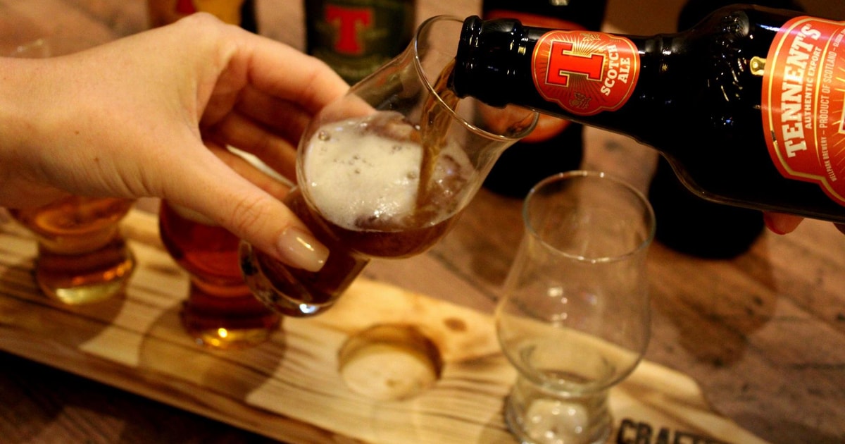 Glasgow: Beer Flight with a Haggis Taster in a Glasgow pub | GetYourGuide