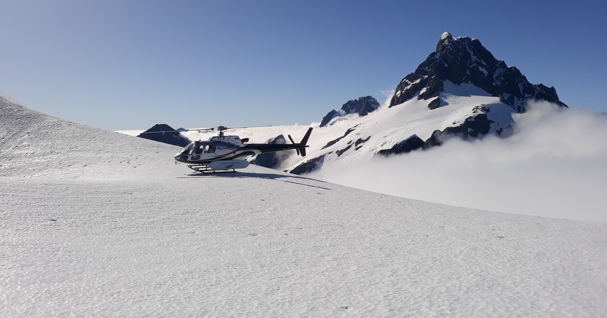 Milford Sound: helikopterervaring met gletsjer en waterval | GetYourGuide