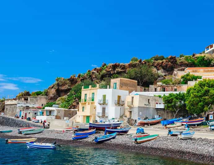 18 August: Mini-cruises to Alicudi, Filicudi and Salina | GetYourGuide