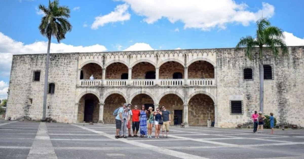 Fedezze fel Santo Domingót: egynapos kirándulás Punta Canából ...