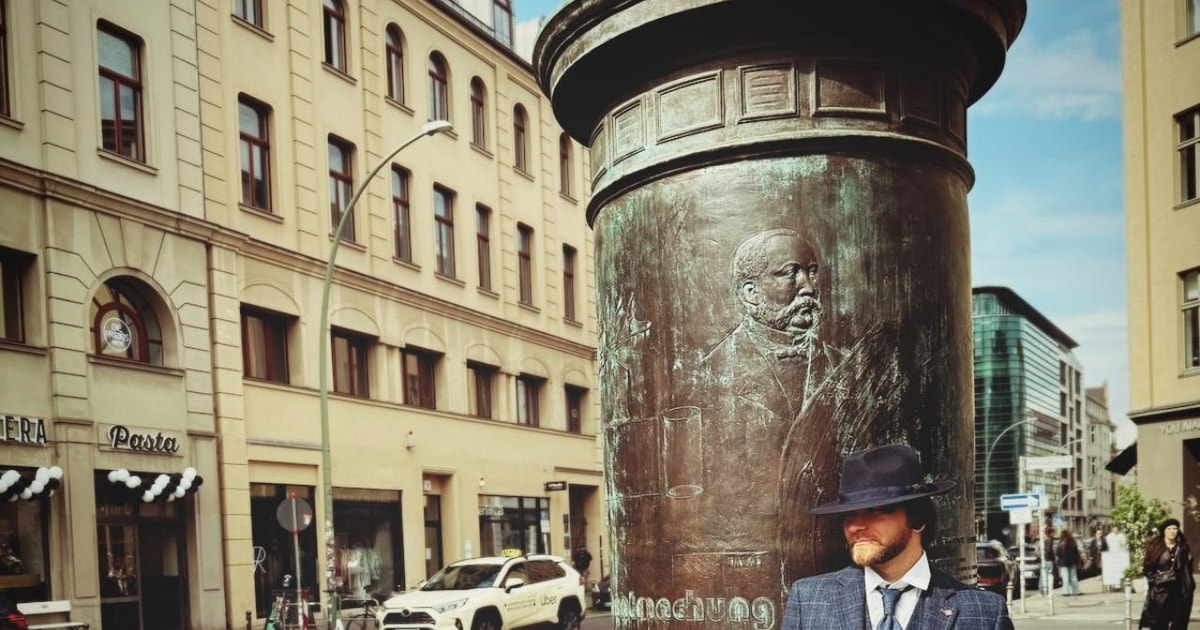 Berlin crime tour | GetYourGuide