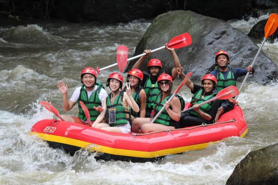 Munduk : Trekking, Banyumala waterfall & Tamblingan Temple | GetYourGuide