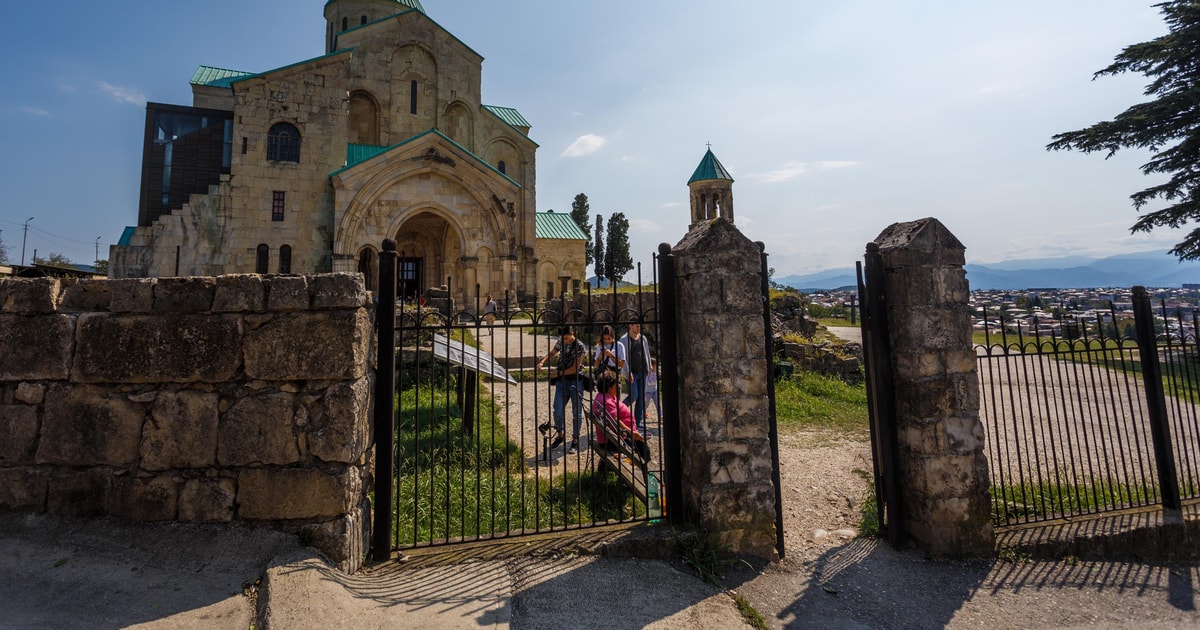 3 Days in Kutaisi & Batumi: Georgia's Cultural Gems | GetYourGuide