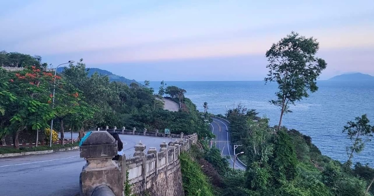 Montañas de Mármol - Montaña de los Monos - Crucero por el río Han ...