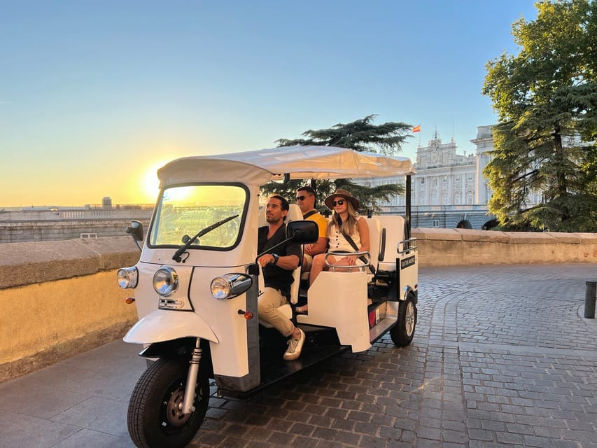 Madrid: Private Tuk-Tuk City Highlights Tour | GetYourGuide