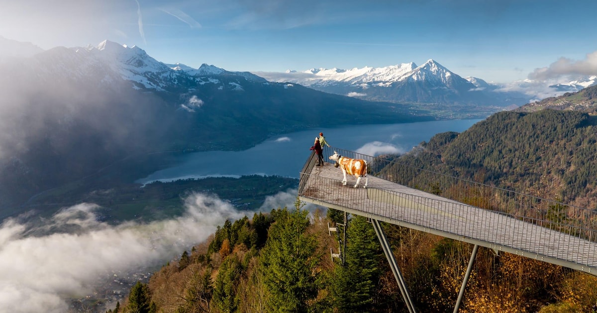 Interlaken: Excursión guiada a Harder Kulm con un triatleta suizo ...