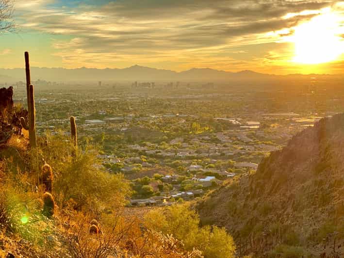 Phoenix: Epic Camelback Mountain Guided Hike | Ascend Peak! | GetYourGuide