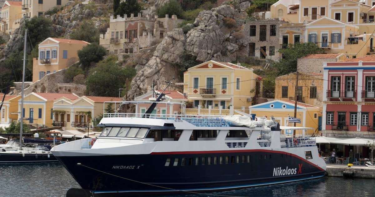 Z Rodosa: enodnevni izlet na otok Symi in samostan Panormitis ...