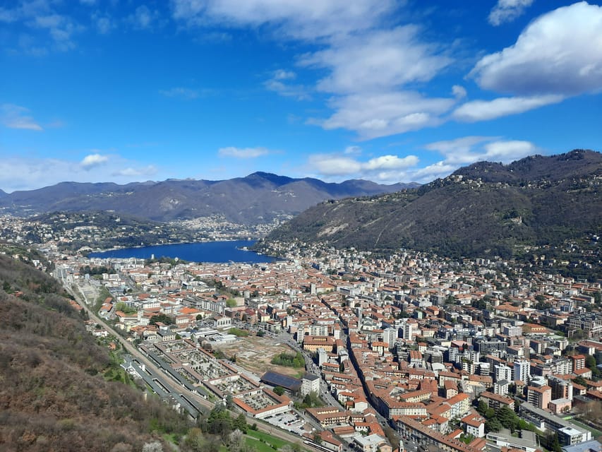 Como: privéopening van een middeleeuws kasteel boven het Comomeer ...