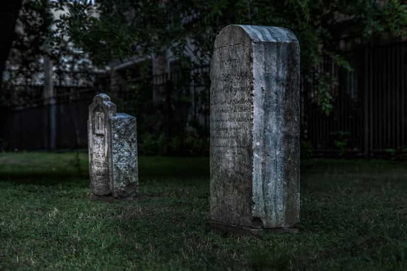 Houston: Ghosts and Hauntings Walking Tour | GetYourGuide