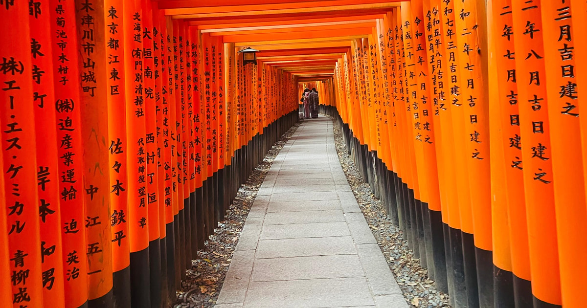 Kyoto: Privétour met vroege toegang tot Fushimi Inari | GetYourGuide