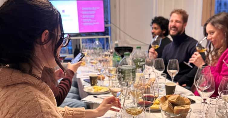 Formaggio e vino: l'abbinamento e la degustazione perfetta | GetYourGuide