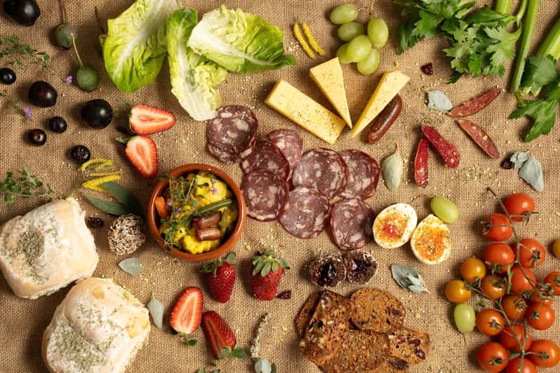 Australian Ploughman: All-Inclusive Lunch & Native Walk | GetYourGuide