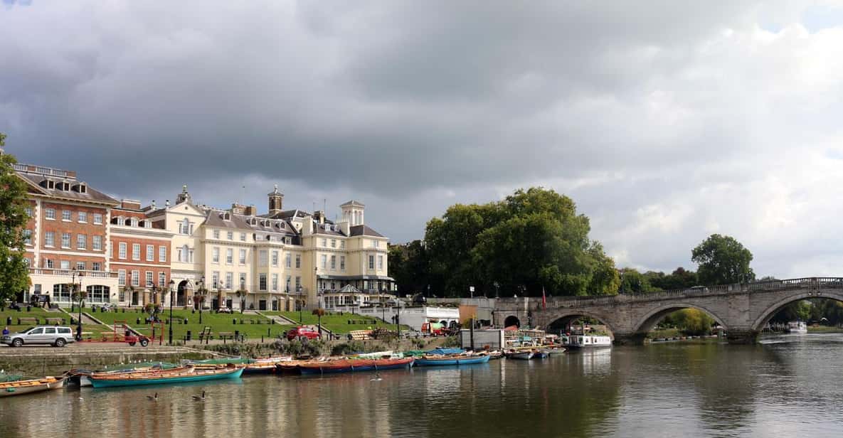 London: Hampton Court to Kew River Thames Cruise | GetYourGuide