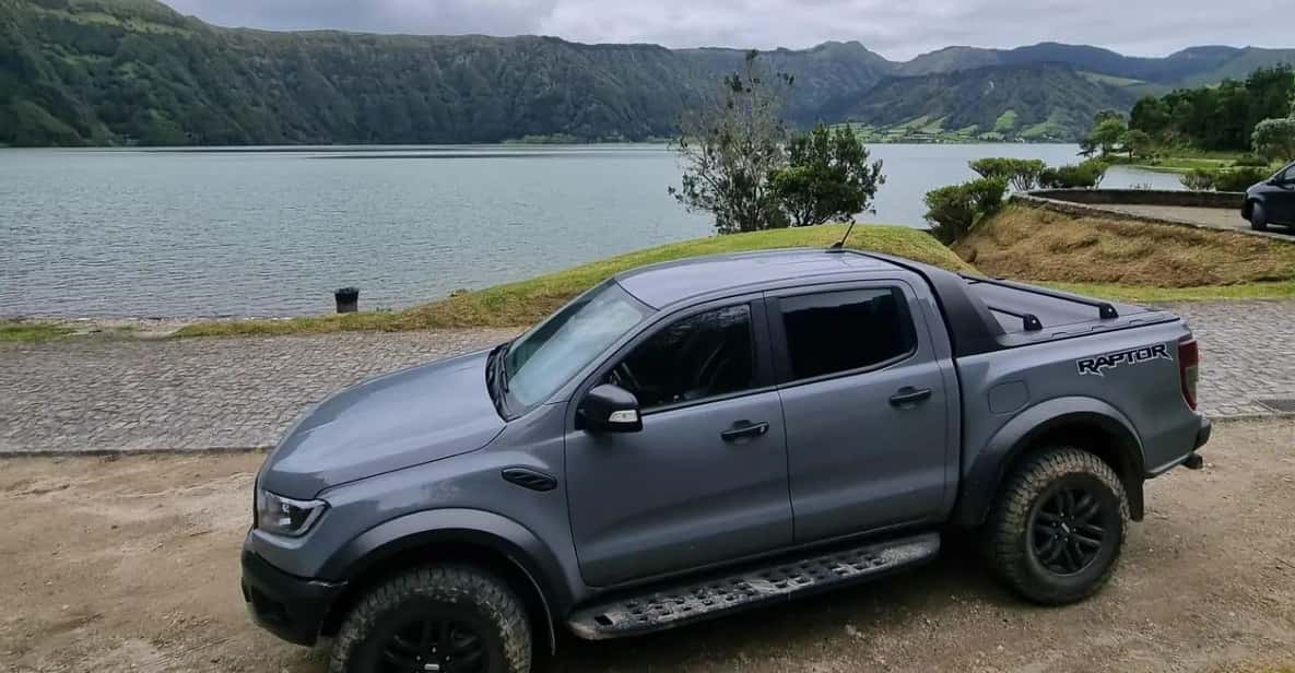 Sete Cidades&Mosteiros Soukromá půldenní prohlídka s pohonem 4x4 | GetYourGuide