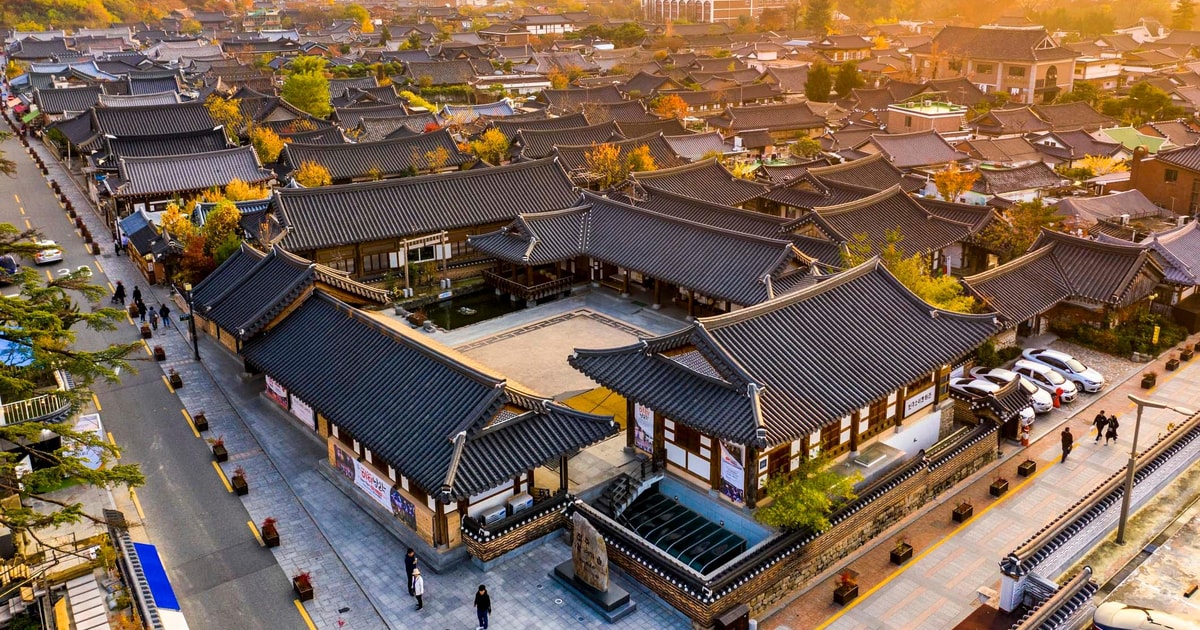 2 Days: Jeolla-do, Nonsan & Jeonju - Mt. Jirisan | GetYourGuide