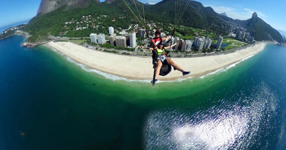 Rio de Janeiro : Vôos duplos de parapente sobre o Rio | GetYourGuide