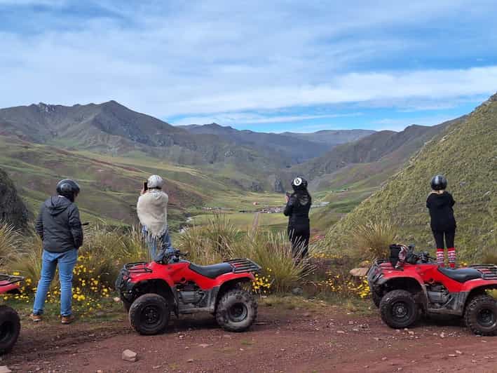 Desde Cusco: Montaña de colores y valle rojo en quad | GetYourGuide
