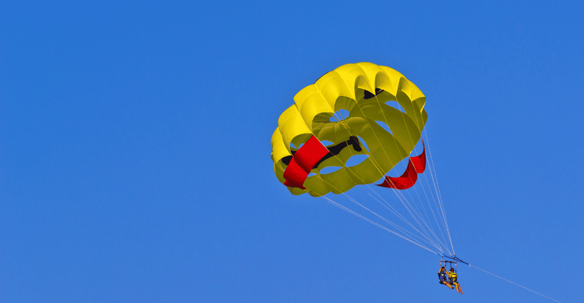 Los Cabos: Parasailen met een speedboot | GetYourGuide