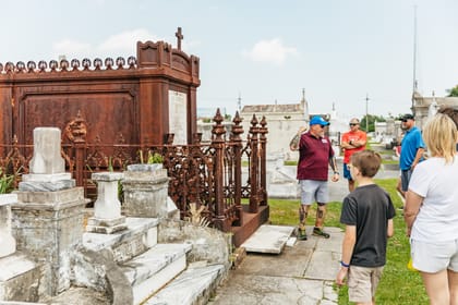 New Orleans: Cemetery Tour | GetYourGuide