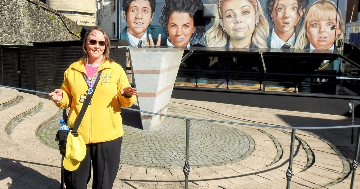 Derry: Guided Derry Girls TV Show Public Tour | GetYourGuide