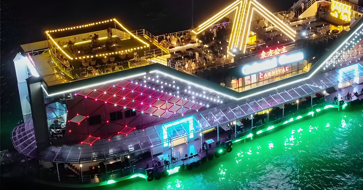 Pattaya: Oriental Carnival Dinner Cruise Cabaret Show Buffet | GetYourGuide