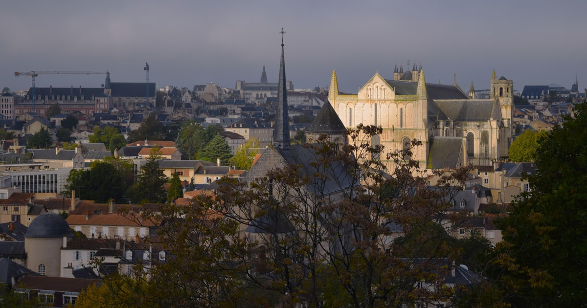 Poitiers and its region : Highlights Tour with a Driver | GetYourGuide