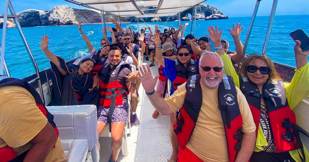 Paracas: Passeio de barco guiado pelas Ilhas Ballestas | GetYourGuide