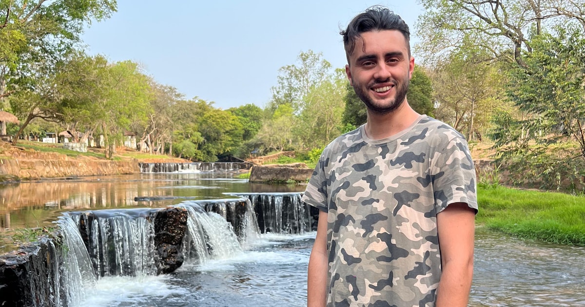 Från Asuncion: Caacupe-katedralen och Balneario La Garza Tour ...