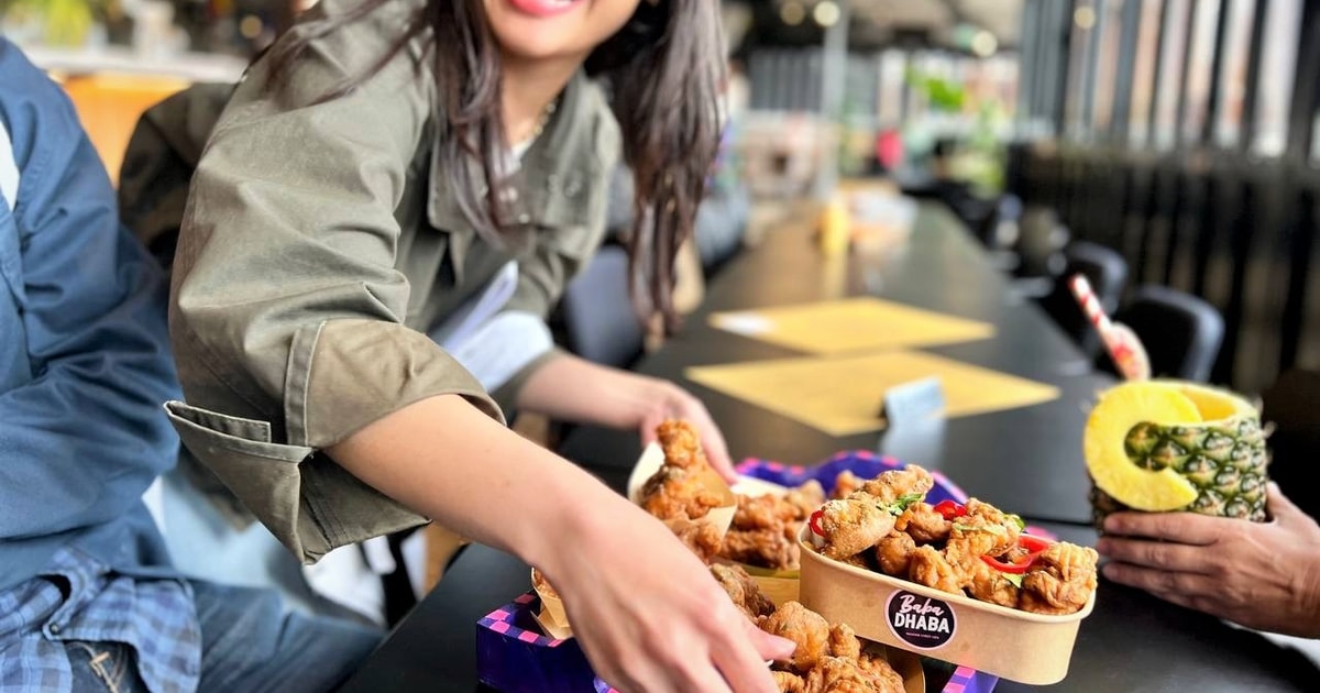 London: Camden Market Food Tour with 7 Street Food Tastings | GetYourGuide