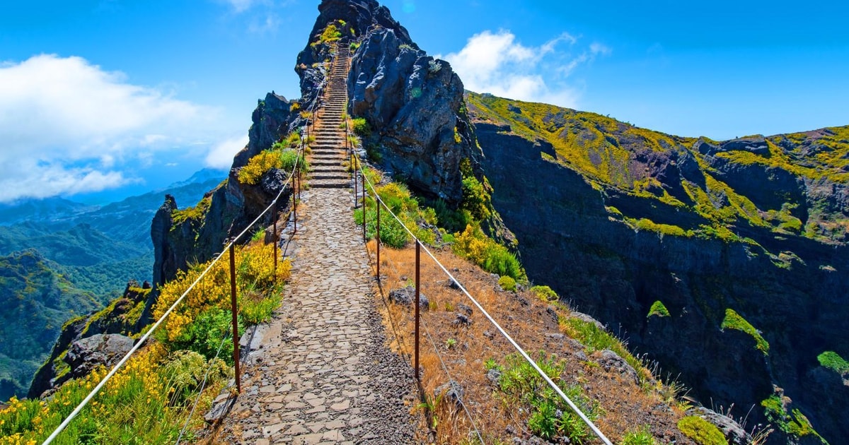 Pico Areeiro do Pico Ruivo – wędrówka po wyspie Madera | GetYourGuide