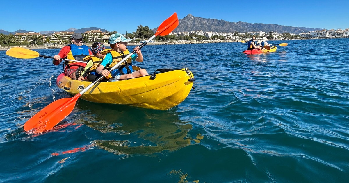 Marbella: Guidad kajaktur Guidad tur i kajak i Puerto Banús | GetYourGuide