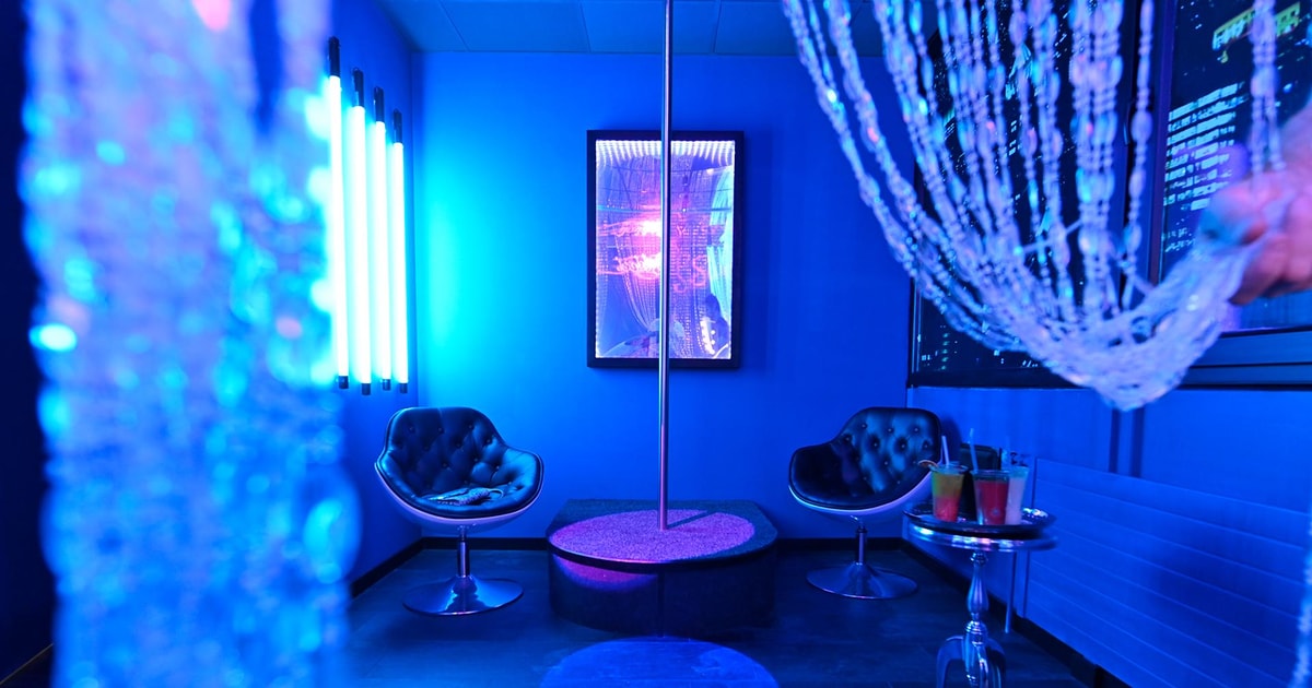 Nürnberg: Scavenger Escape Room Experience: Gangsta's Cage | GetYourGuide