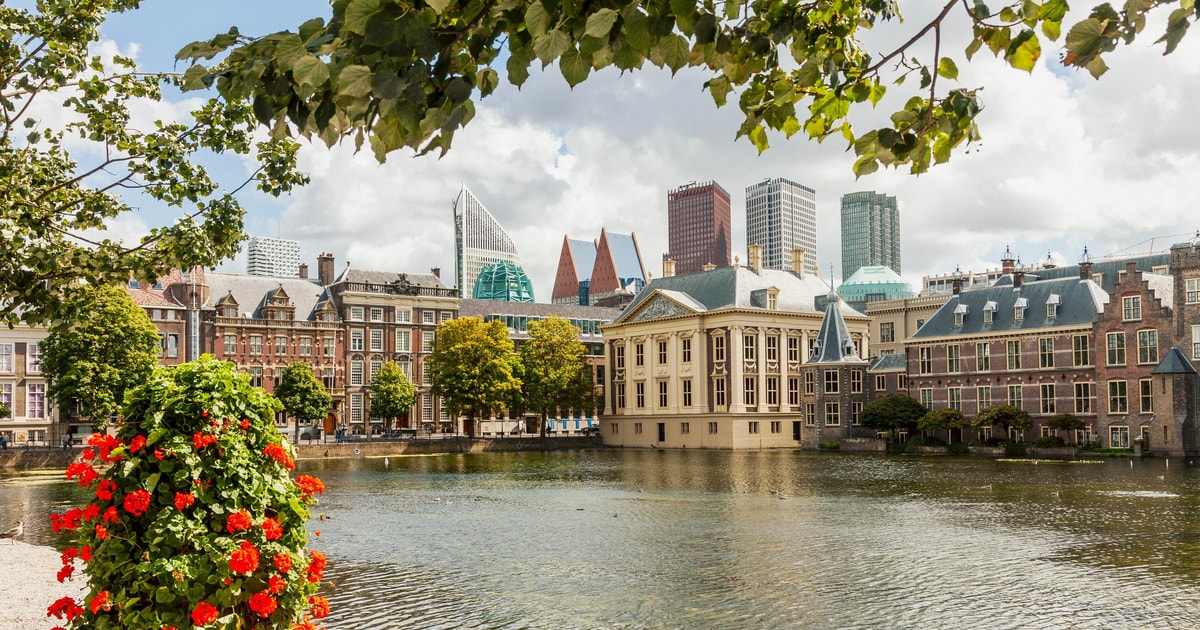 The Hague: Express Walk with a Local in 60 minutes | GetYourGuide