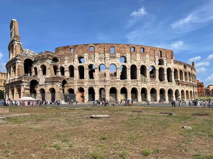 Rome Photo Tour: Famous City Landmarks | GetYourGuide
