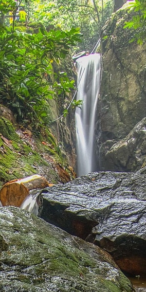 Kuala Lumpur: Batu Caves, Ramayana Caves and Kanching Falls | GetYourGuide