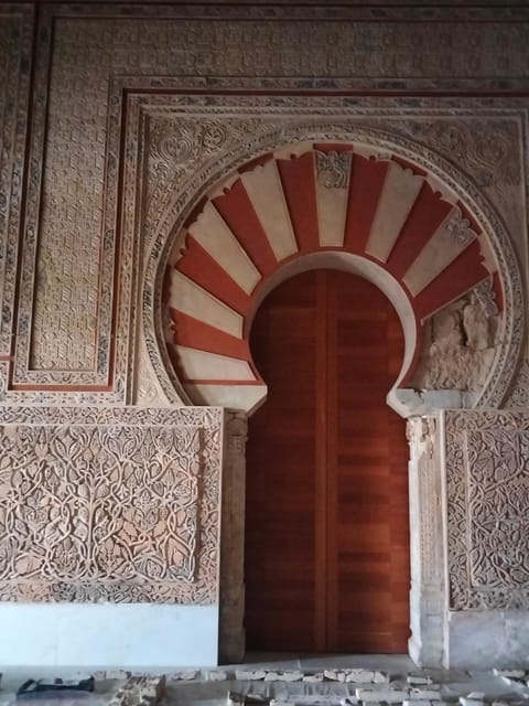 Guided tour of Madinat alZahra in English. Small groups | GetYourGuide