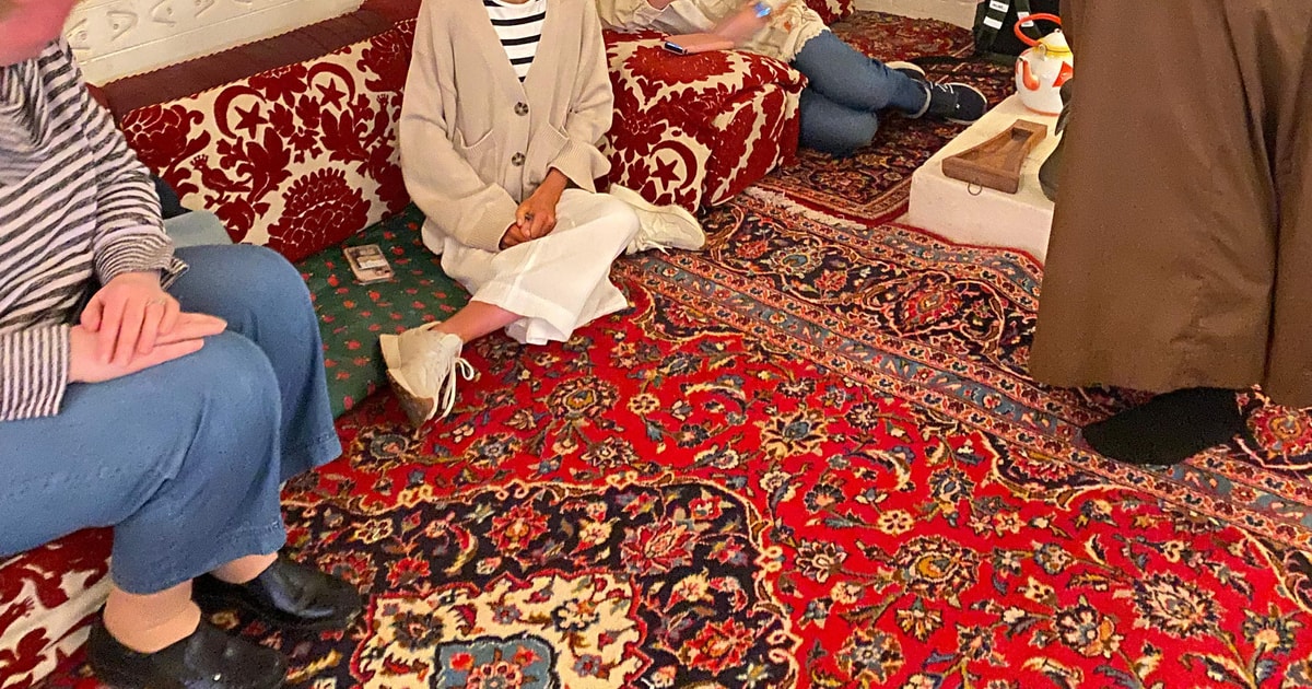 Riyadh: Enjoy Saudi Dinning Experience Flavors of the Desert | GetYourGuide