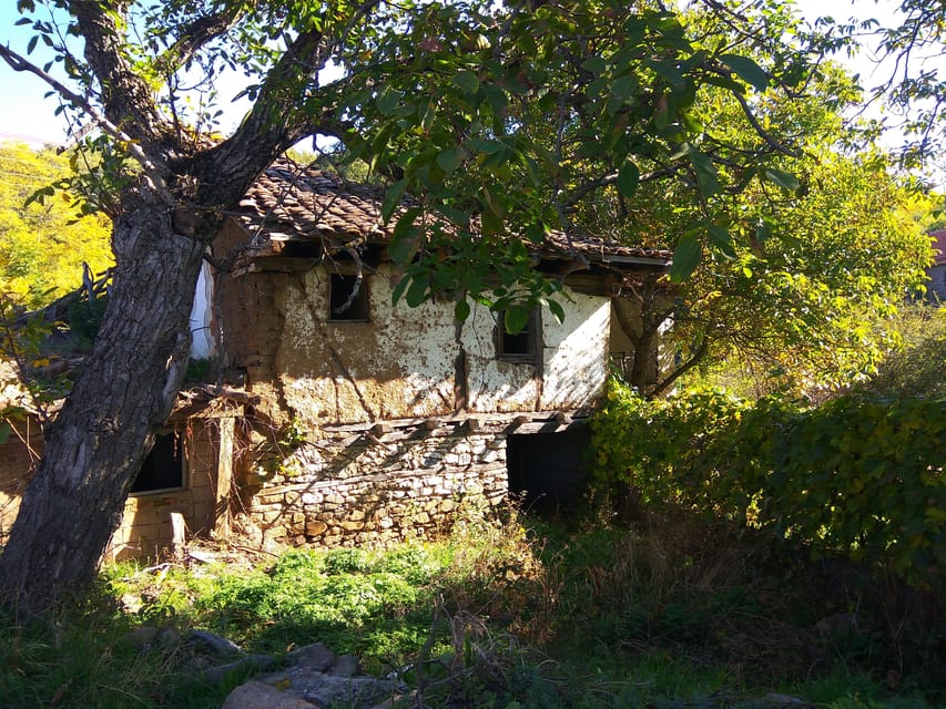 Skopje: Brodec – Spirova Hut – Crn Kamen Hike Tour | GetYourGuide