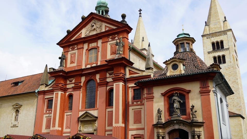 Komplett rundtur i Prags slott (liten grupp) | GetYourGuide