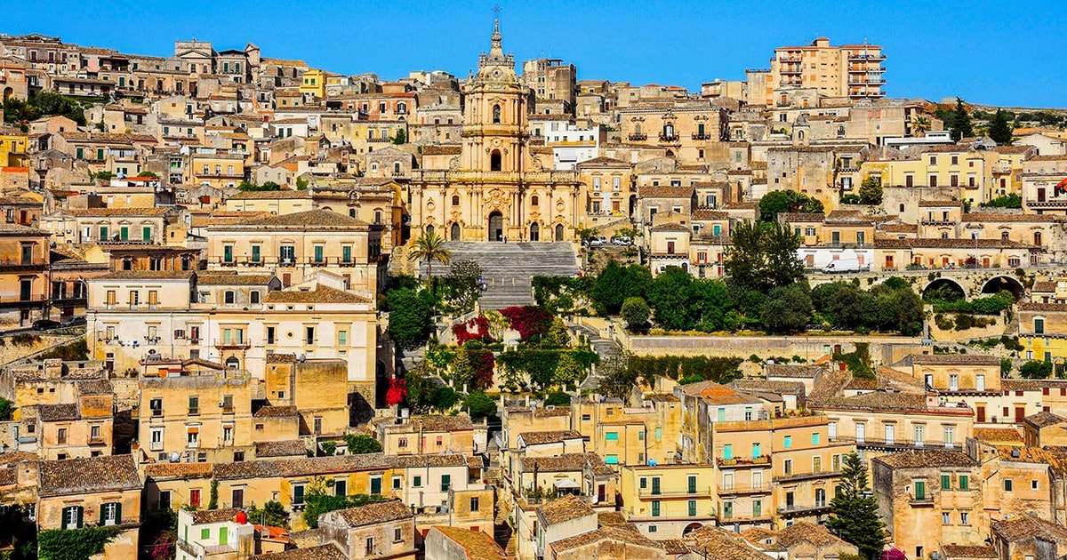 Modica: embrace of stone and chocolate | GetYourGuide