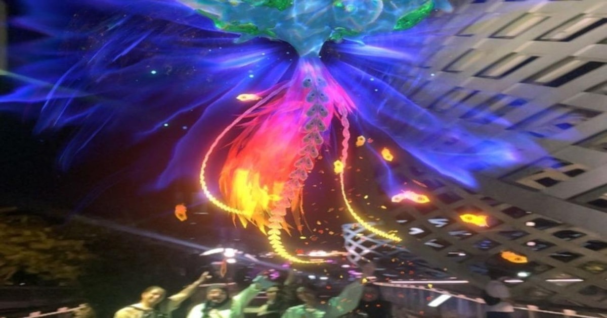 Evening Escape: Cruise, Sentosa Sensoryscape & Wings of Time | GetYourGuide