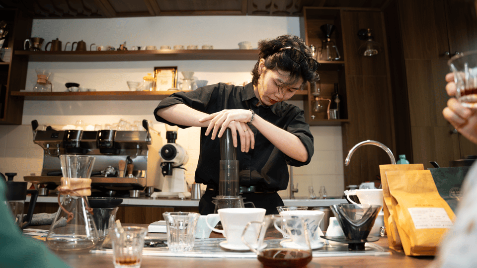 Premium koffie-ervaringstour bij Saigon Coffee | GetYourGuide