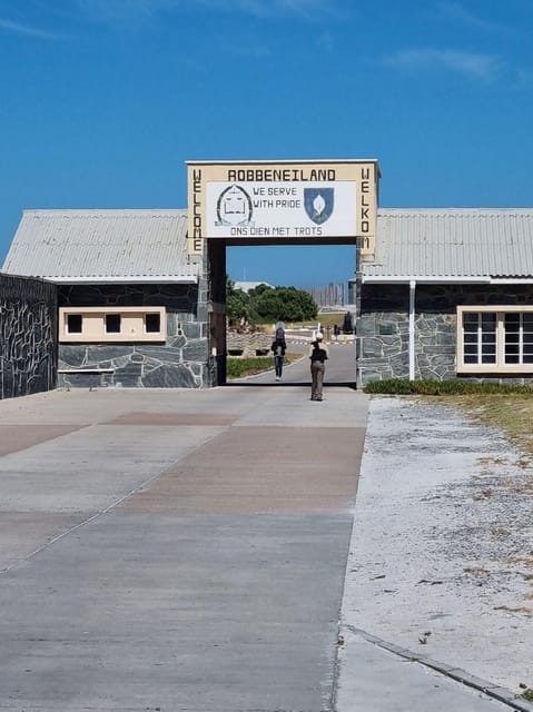 Private Tour: Robben Island, City Tour and Table Mountain | GetYourGuide
