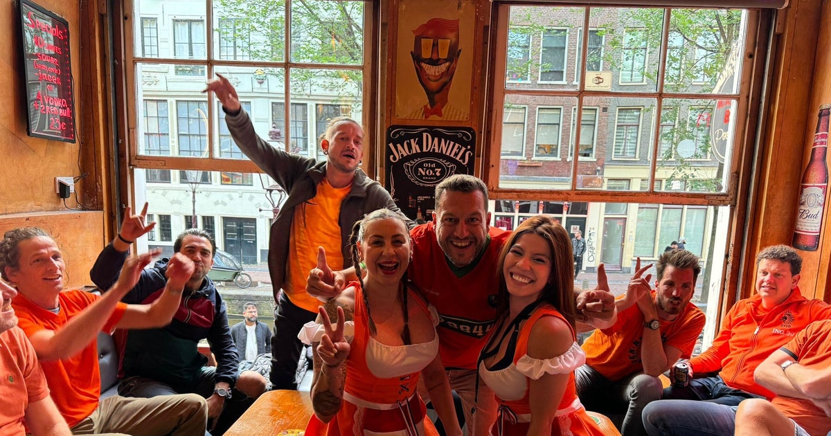 Private Red Light Tour City Center mit Bier Maid Guide | GetYourGuide