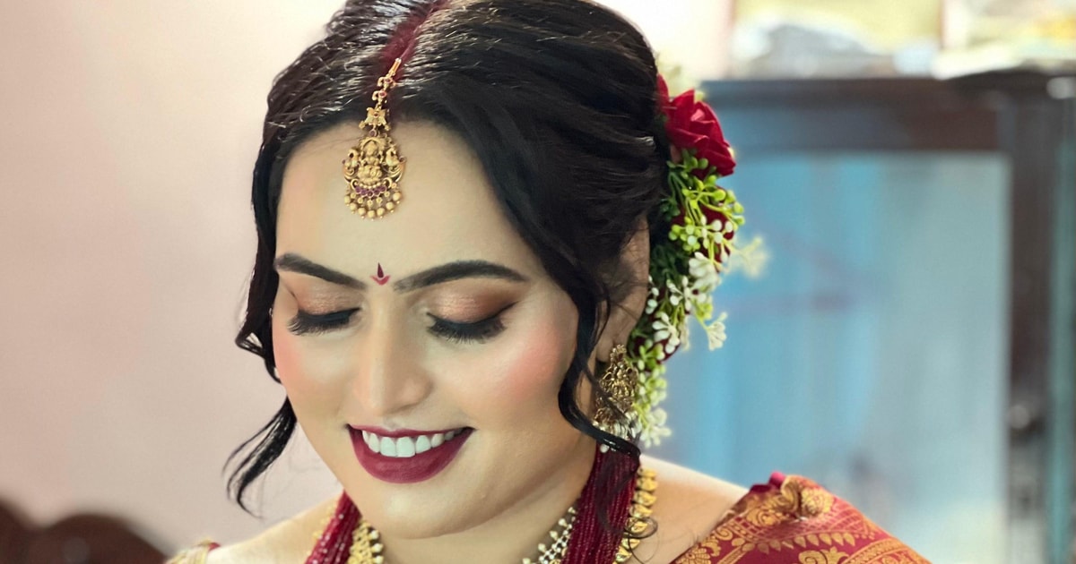 Kathmandu: Nepali Traditional Bridal Photoshoot with Makeup | GetYourGuide