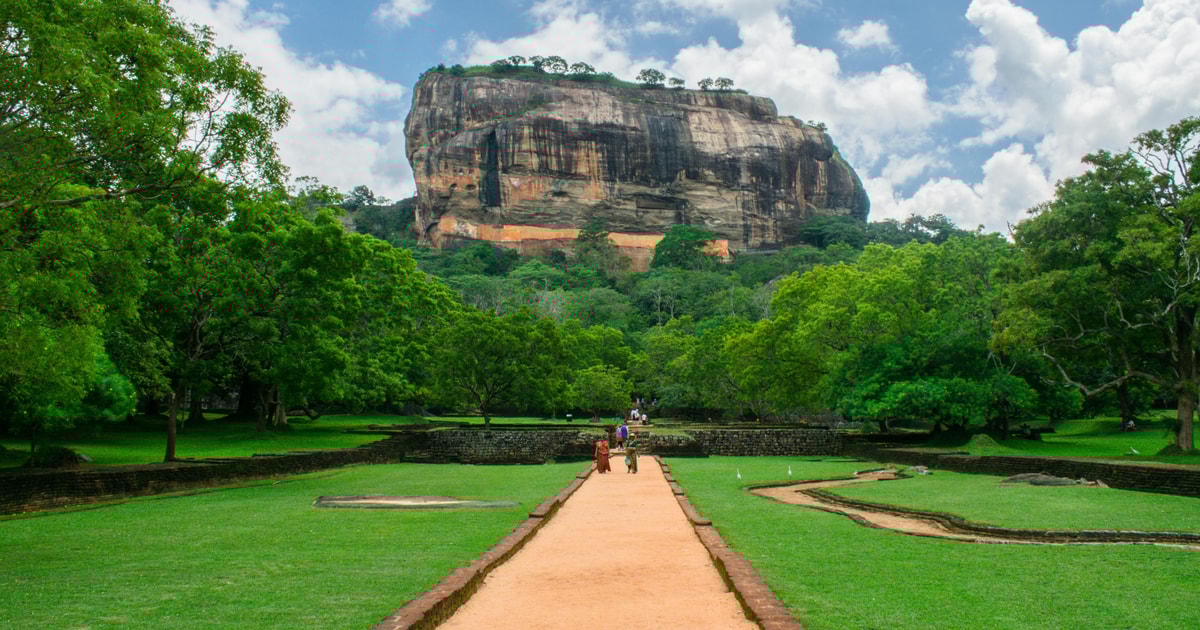 Sigiriya: Det bedste af Sri Lanka - Kulturel tur | GetYourGuide
