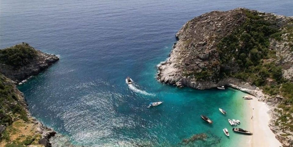 Vanuit Durrës/Tirana: Rondvaart in Vlorë | GetYourGuide