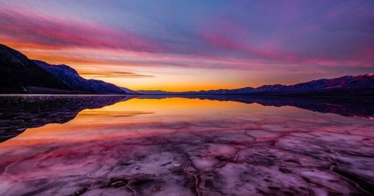 1-Day Stars Over the Land of Death – Death Valley Adventure | GetYourGuide